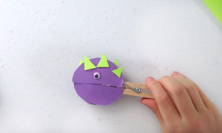 Talking Dinosaur Clothespin Craft for Kids (Video) - Gluesticks Blog
