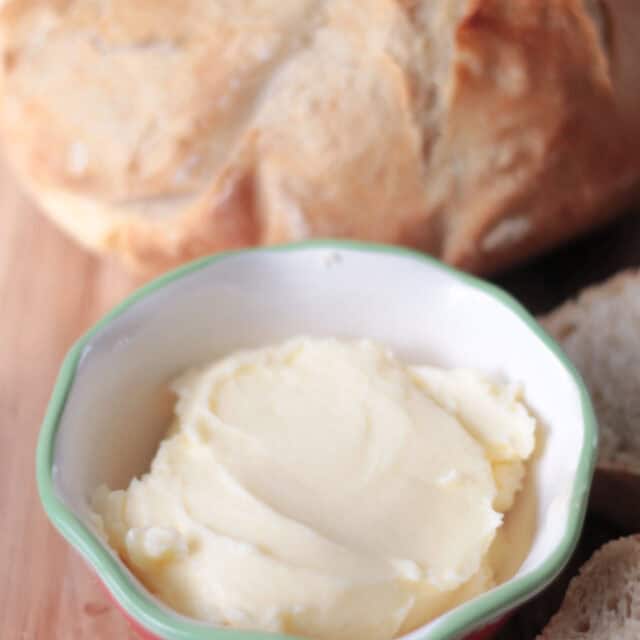 Easy Homemade Butter in 10 Minutes! (Video) - Gluesticks Blog