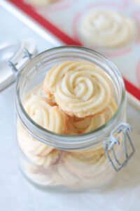 Danish Butter Cookies (Piped + Video) - Gluesticks Blog