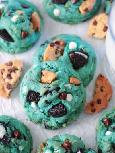 Blue Cookie Monster Cookies (+ Video) - Gluesticks Blog