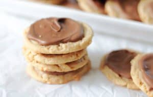 Peanut Butter Scotcheroo Cookies (+ Video) - Gluesticks Blog