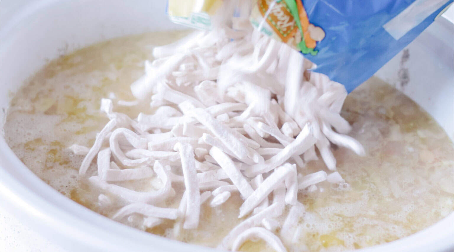 Copycat Bob Evans Chicken-N-Noodles - Gluesticks Blog